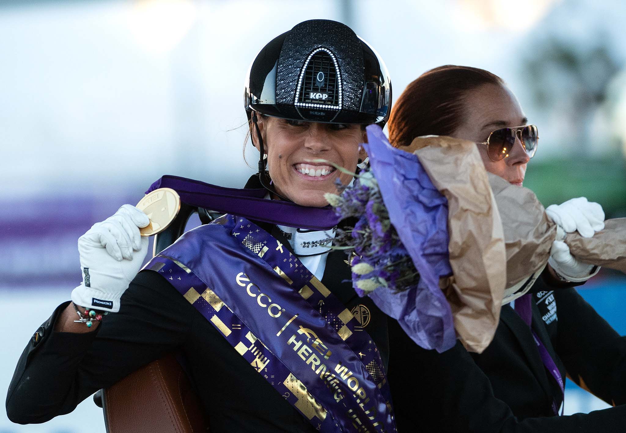 Para-dressage : déjà une médaille d'or pour Michèle George à Herning ...