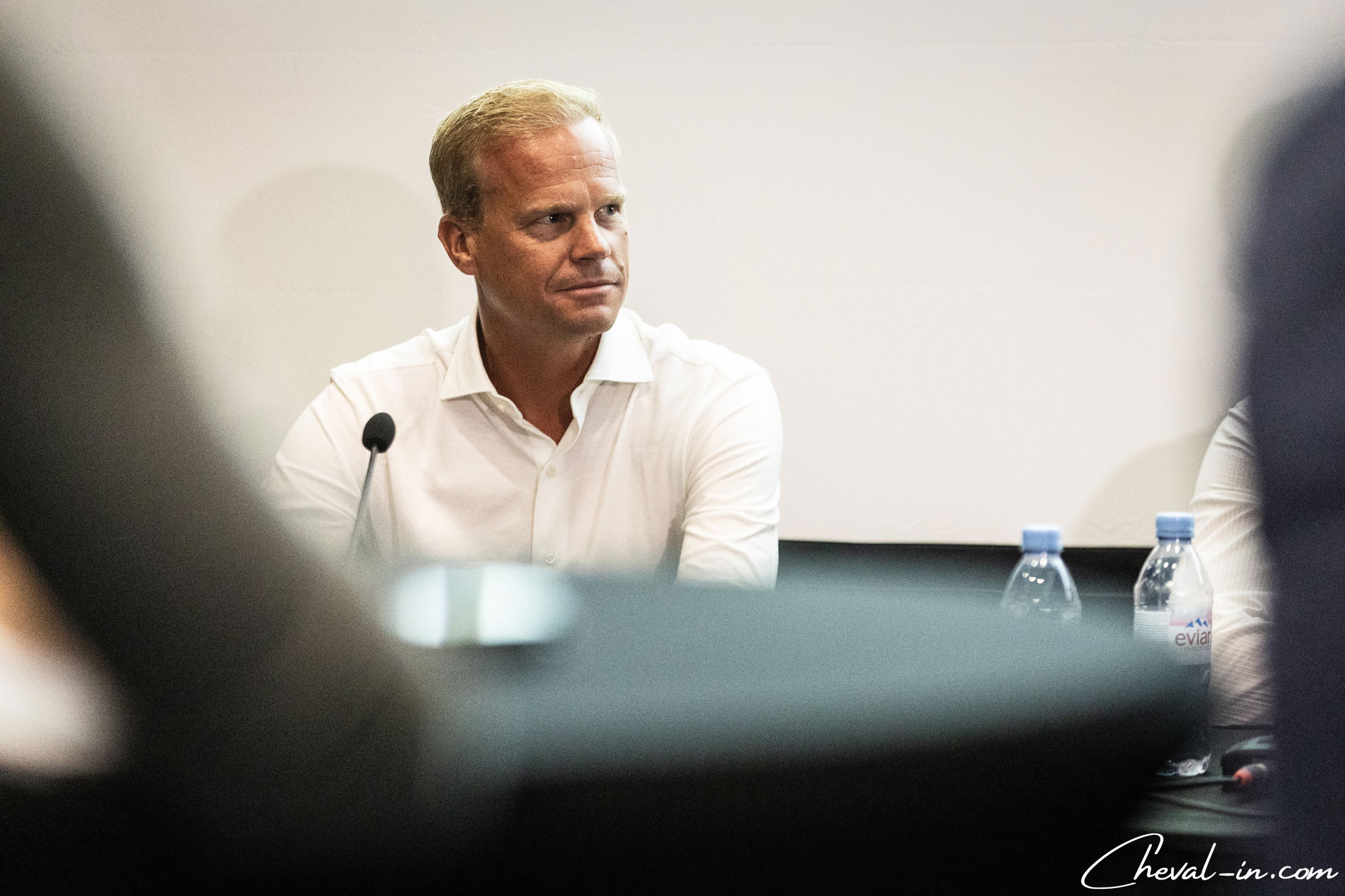 Coulisses | En visite dans la nouvelle clinique Equitom à Namur - Cheval-in