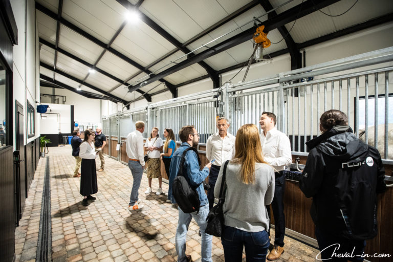 Coulisses | En visite dans la nouvelle clinique Equitom à Namur - Cheval-in